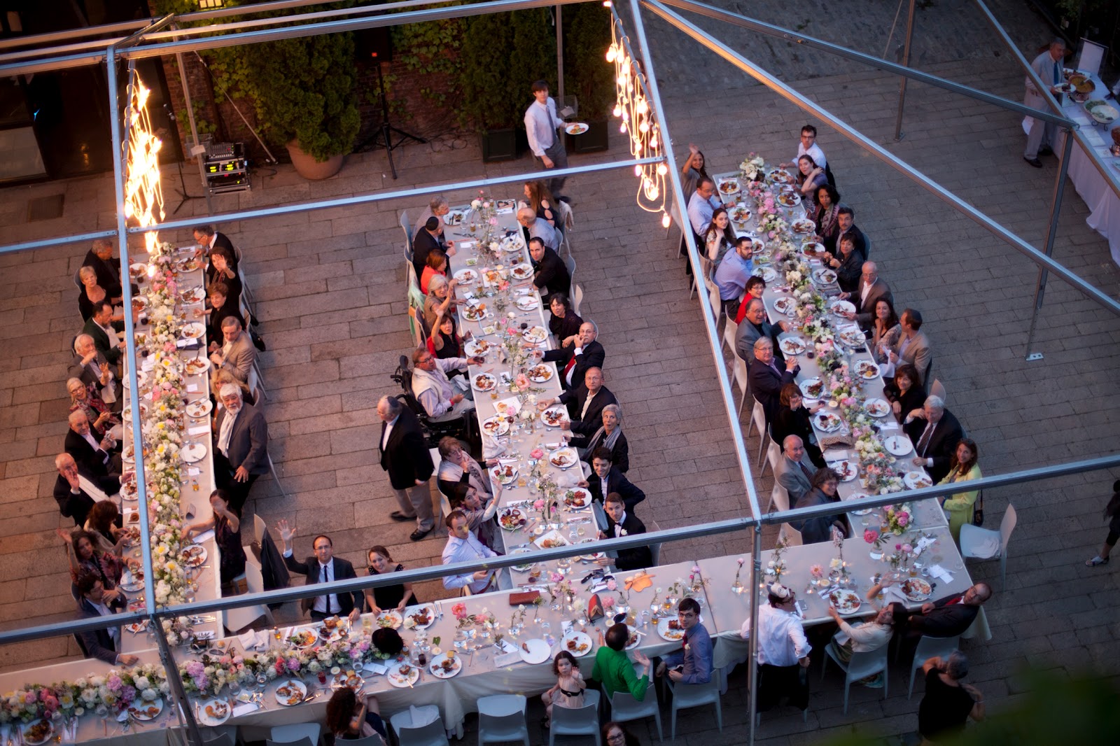 How to Create The Perfect Wedding Seating Plan - Poptop Event Planning ...
