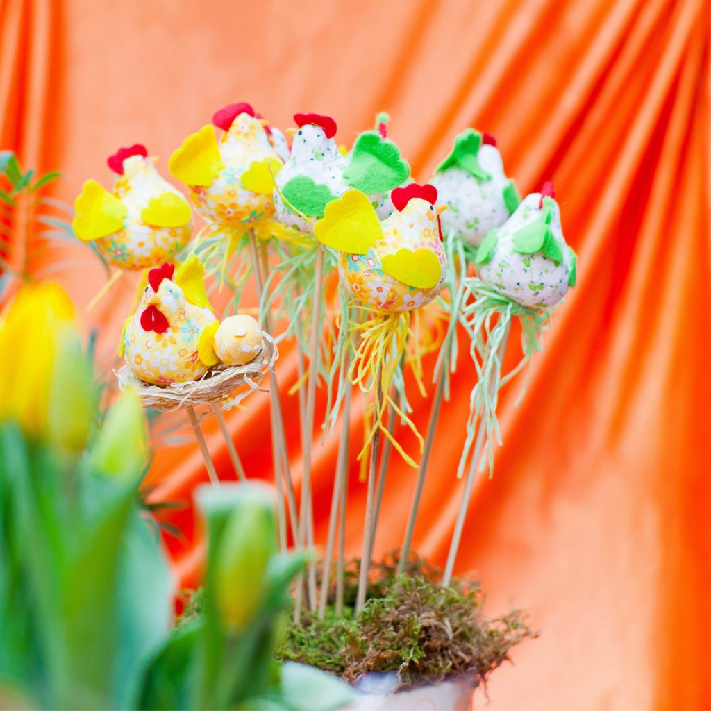 The Ultimate Guide To DIY Easter Crafts & Activities by Poptop
