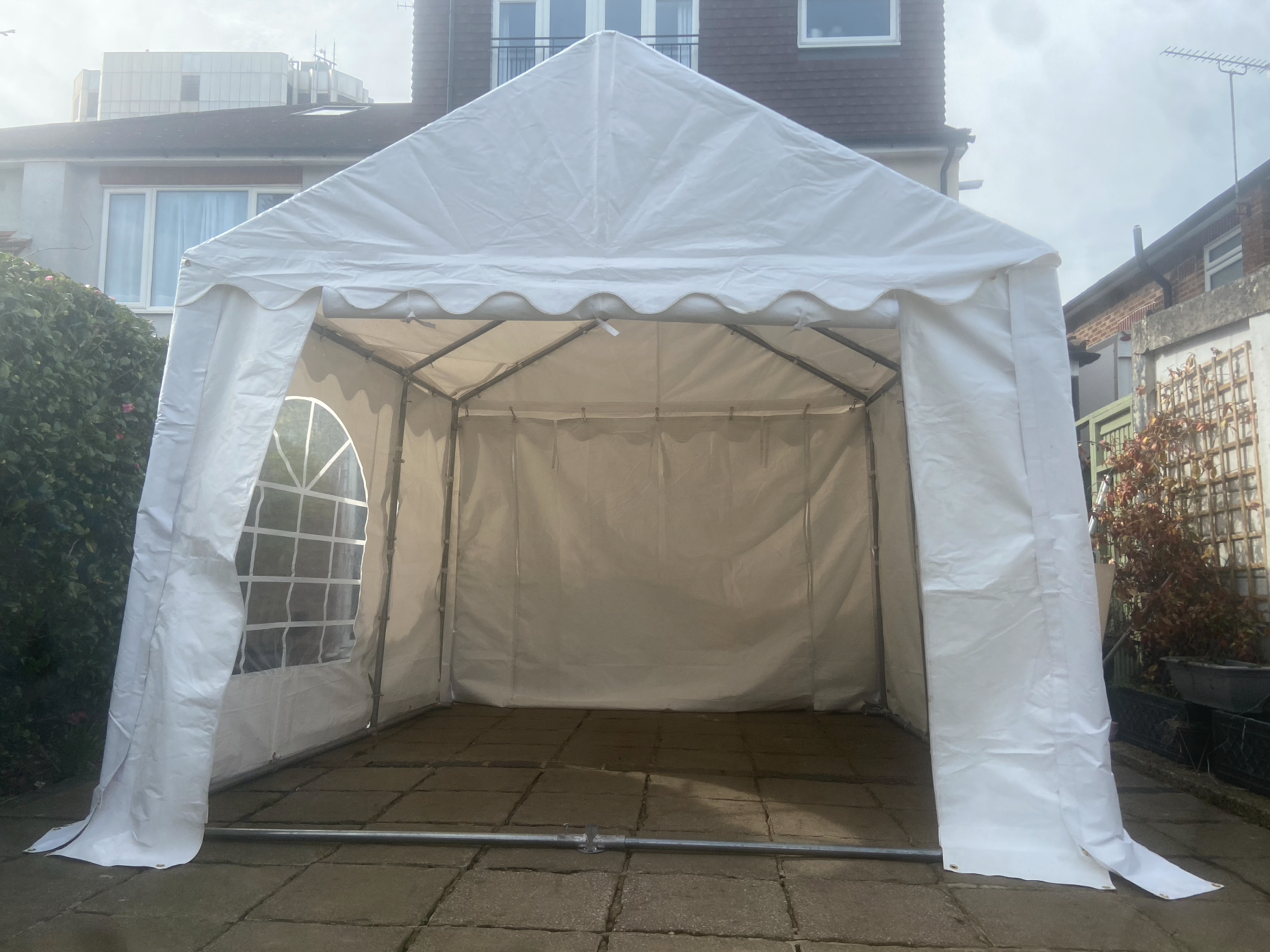 Party Tent for Hire in the UK | Garden Party Tents for Rent | Rental ...
