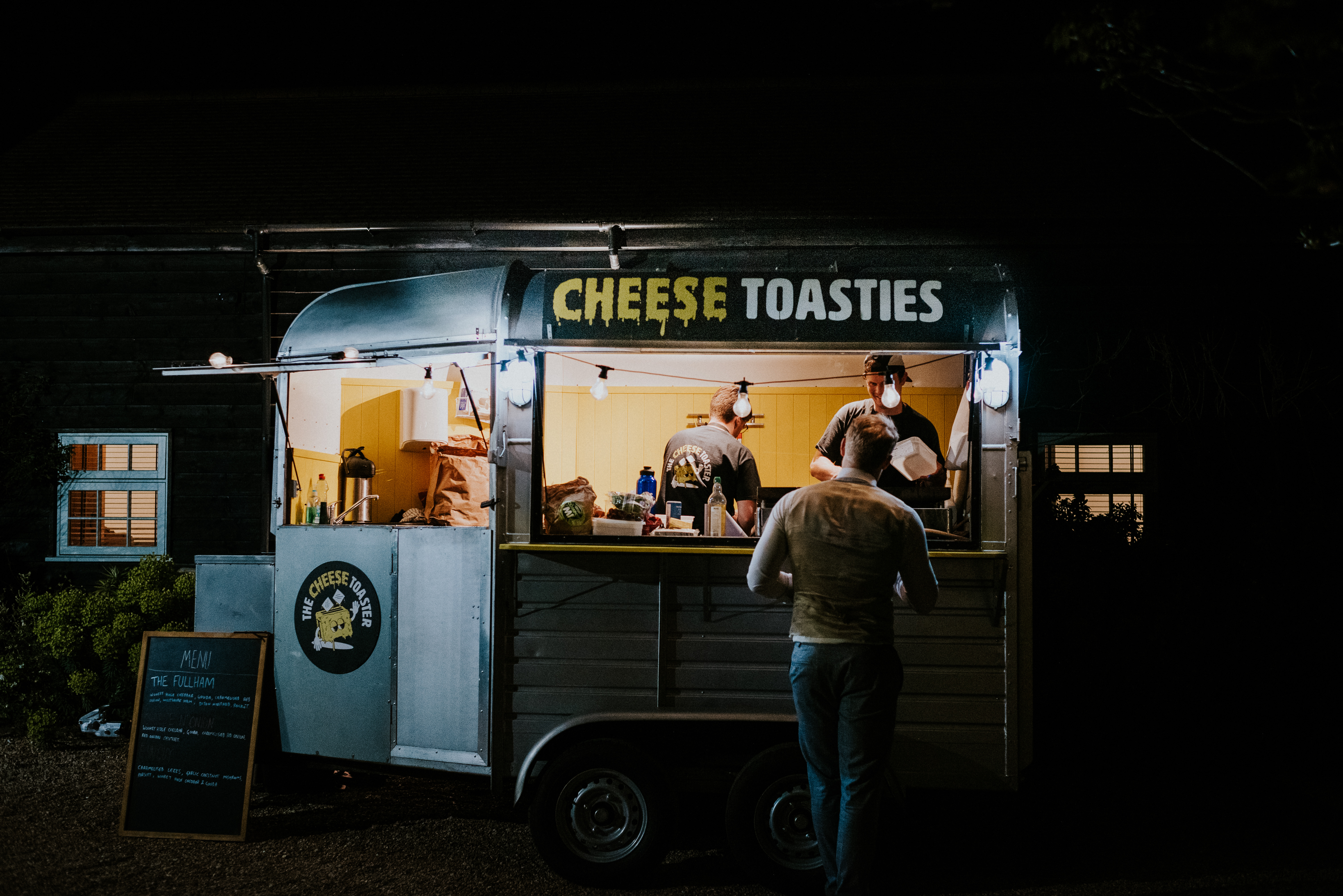 Food Vans & Trucks for Hire in London | Instant Prices & Availability