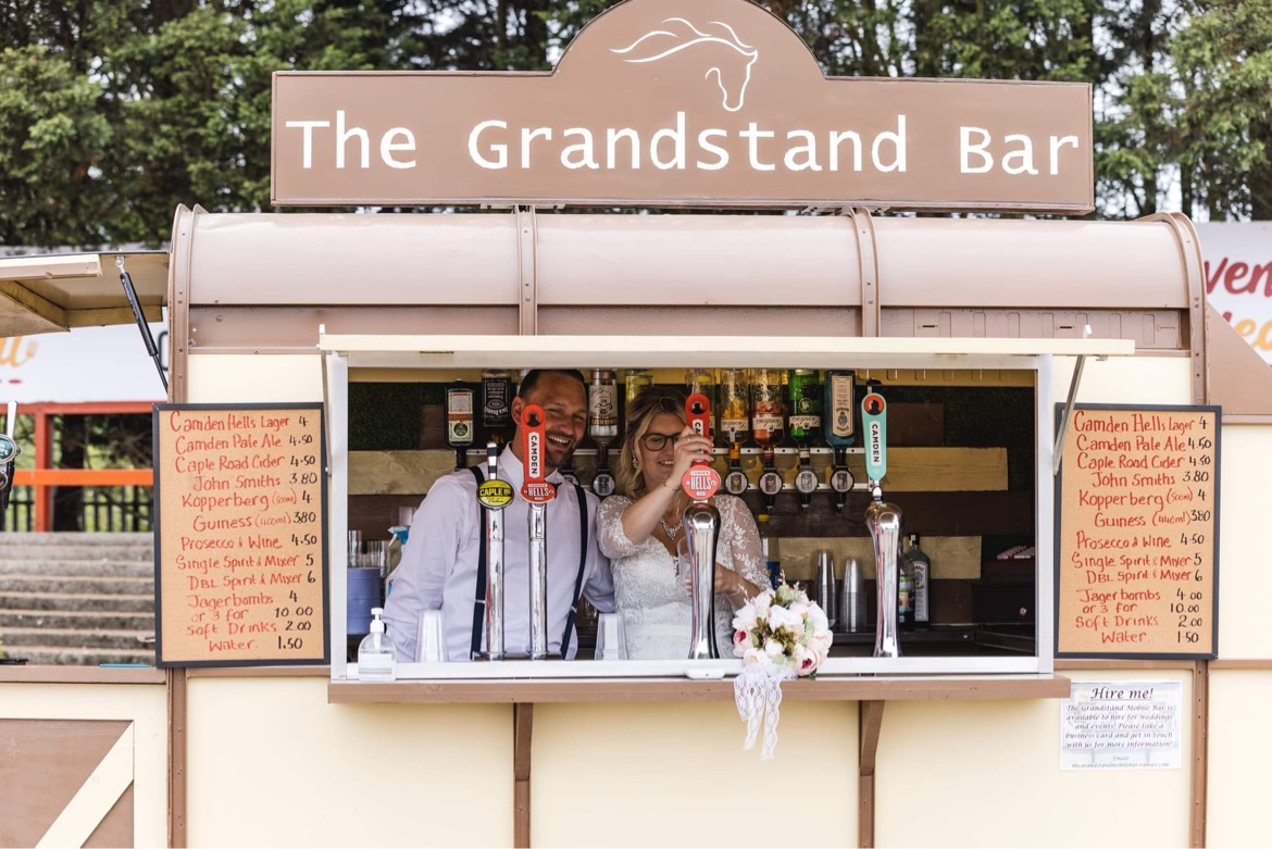 The Grandstand Mobile Bar - Mobile Bar - Hull, East Yorkshire