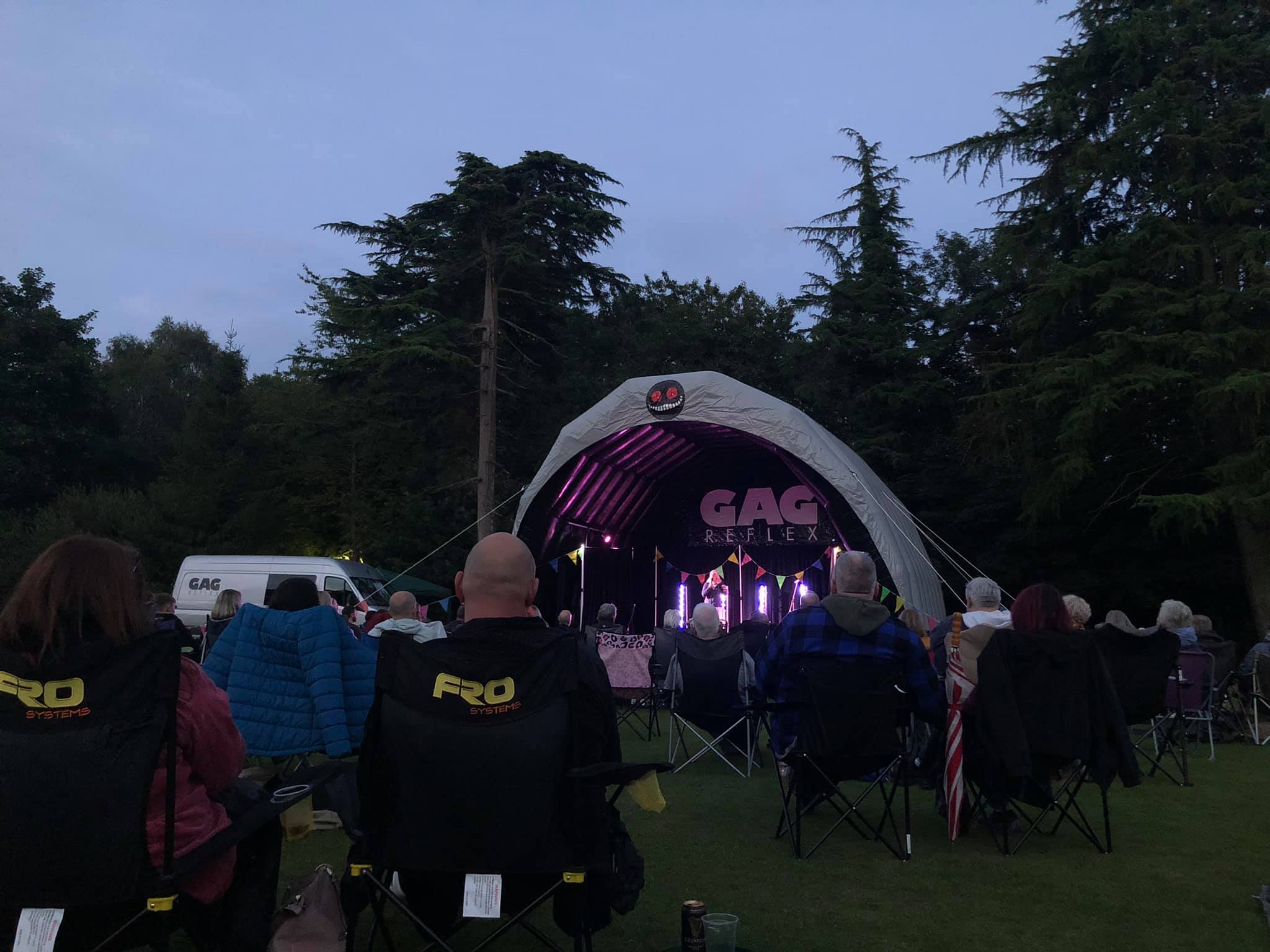 Best Comedians in the UK for Hire, Prices & Reviews