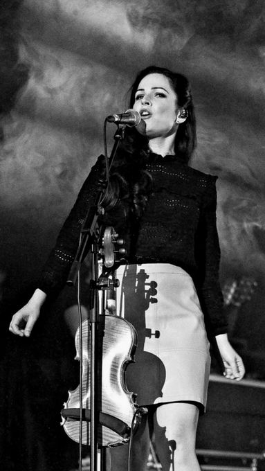 Jessie May Smart - Solo Singer - Surrey