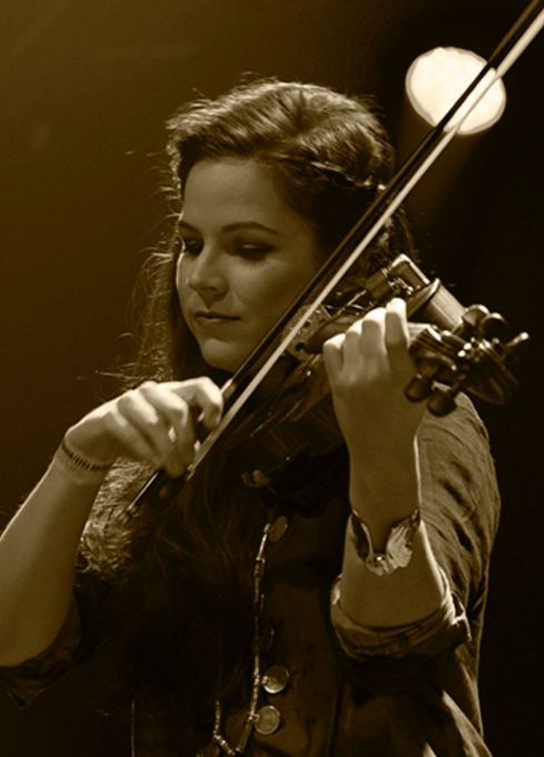 Jessie May Smart - Solo Singer - Surrey