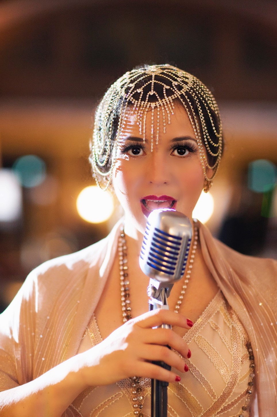 The Vintage Singer - Jess - Solo Singer - London